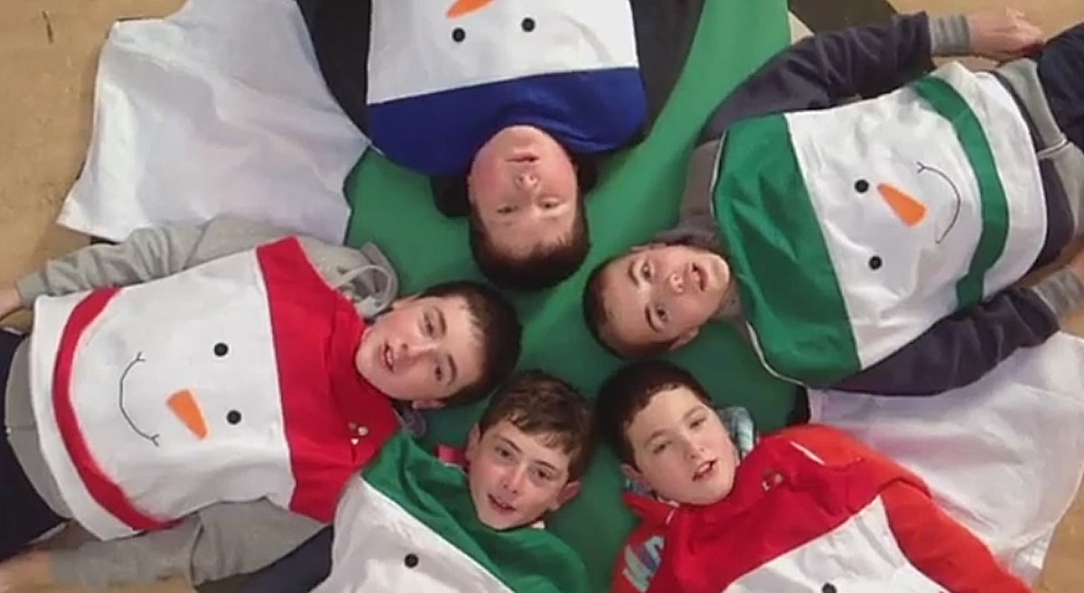Kilrane National School: "Do They Know It's Christmas?"